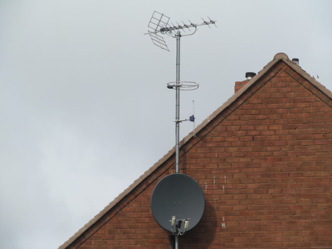 How to Correctly Align Your TV Aerial with the Right Polarization - The ...