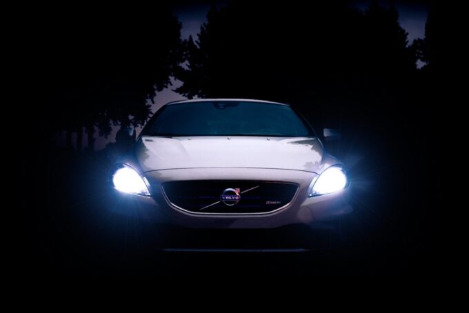 The Best Headlights for Late Night Drivers - The Zen Universe