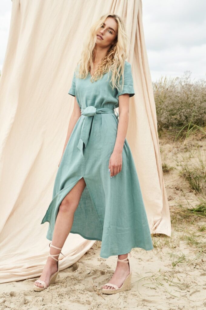 Linen Clothes for Women: Flattering and Comfortable Pieces for Any Body ...